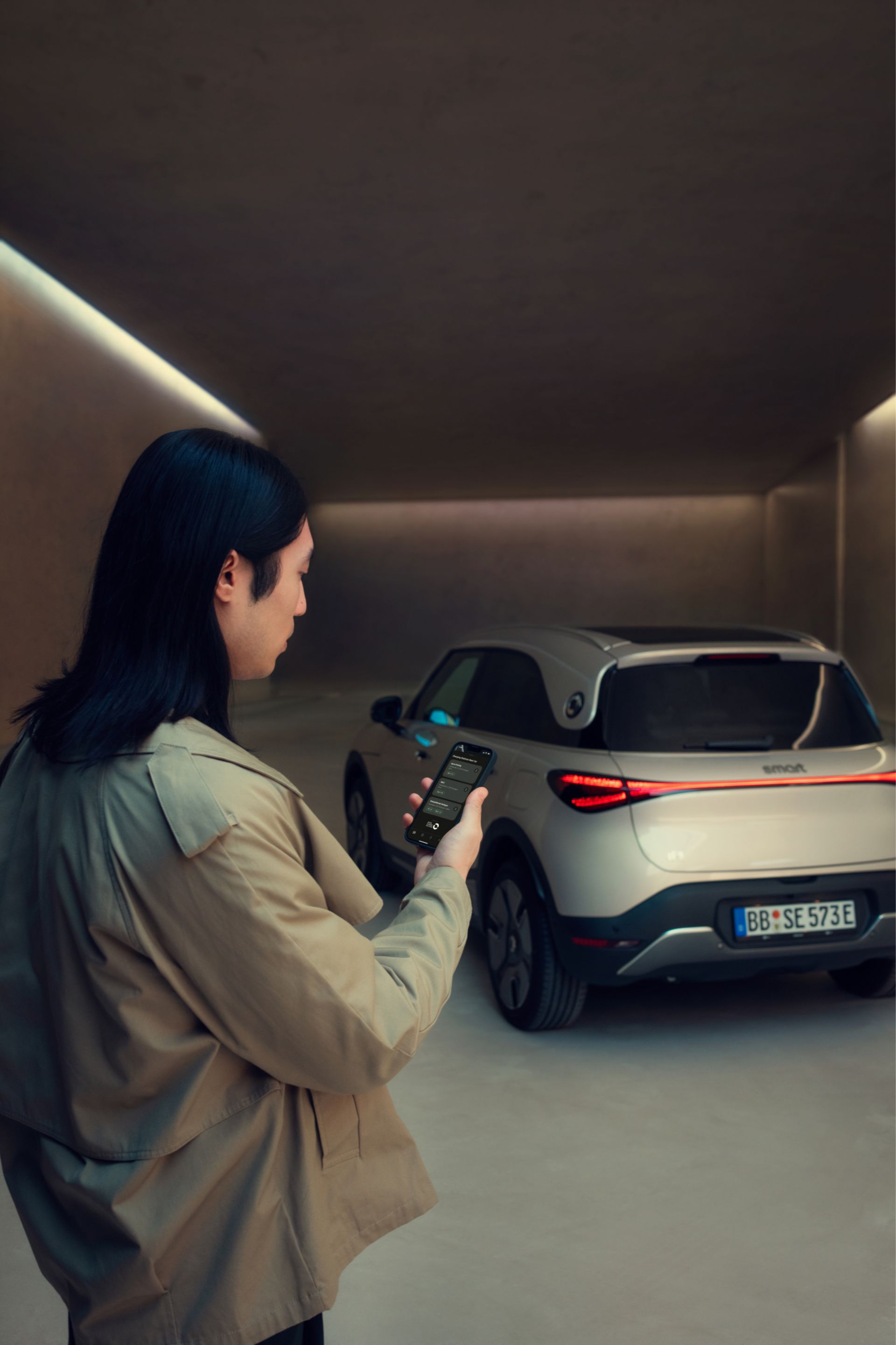 Guide how to charge an electric car | smart UK